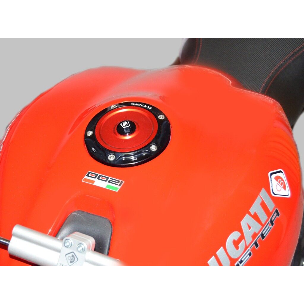Parts :: Ducati :: 748 / 916 / 996 / 998 :: Fuel Tanks / Caps ...