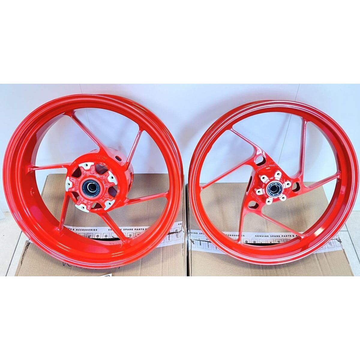 Parts :: Aprilia :: RS 660 :: Wheels / Swingarm :: Aprilia RS 660 Tuono ...