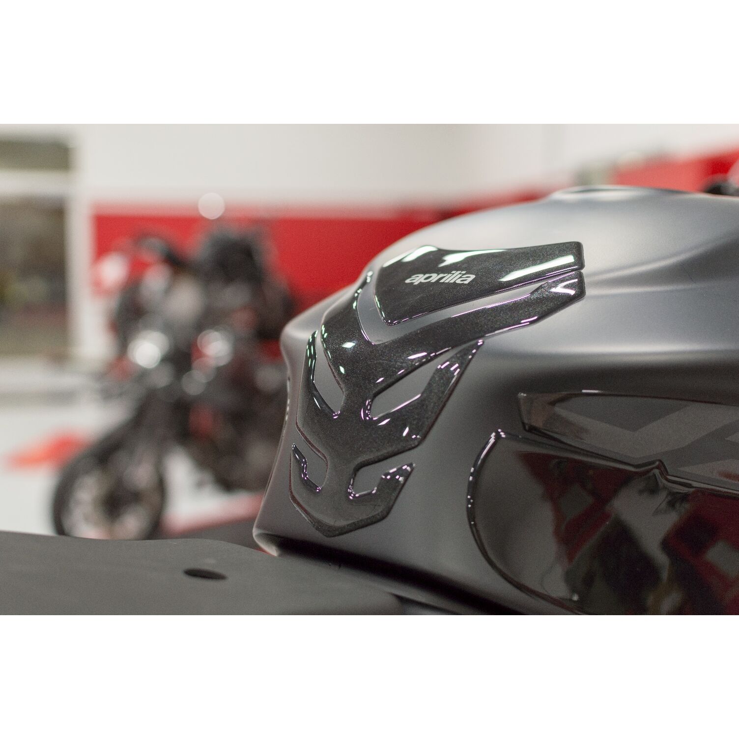Parts :: Aprilia :: RSV4 :: Fuel Tanks / Caps :: Aprilia RSV4 (09-20 ...